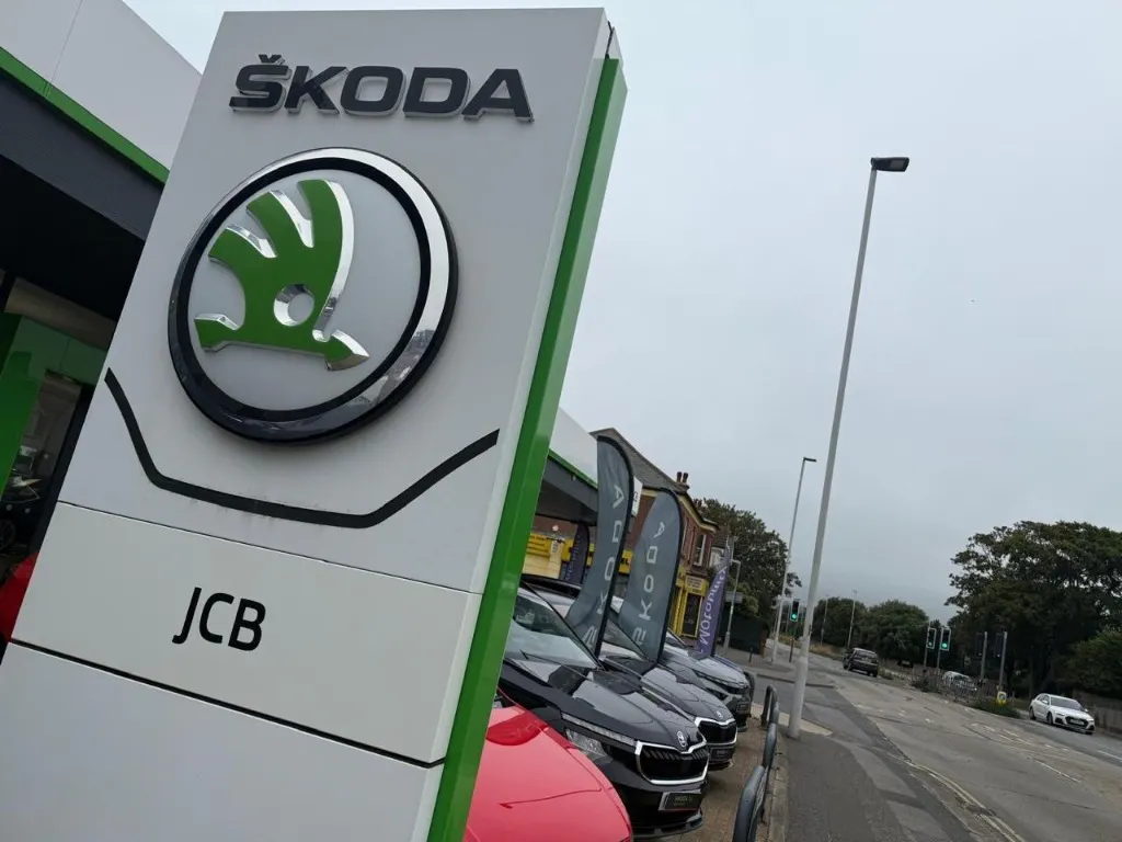 New & Used Cars and Vans Dealer in Kent & Sussex | The JCB Group