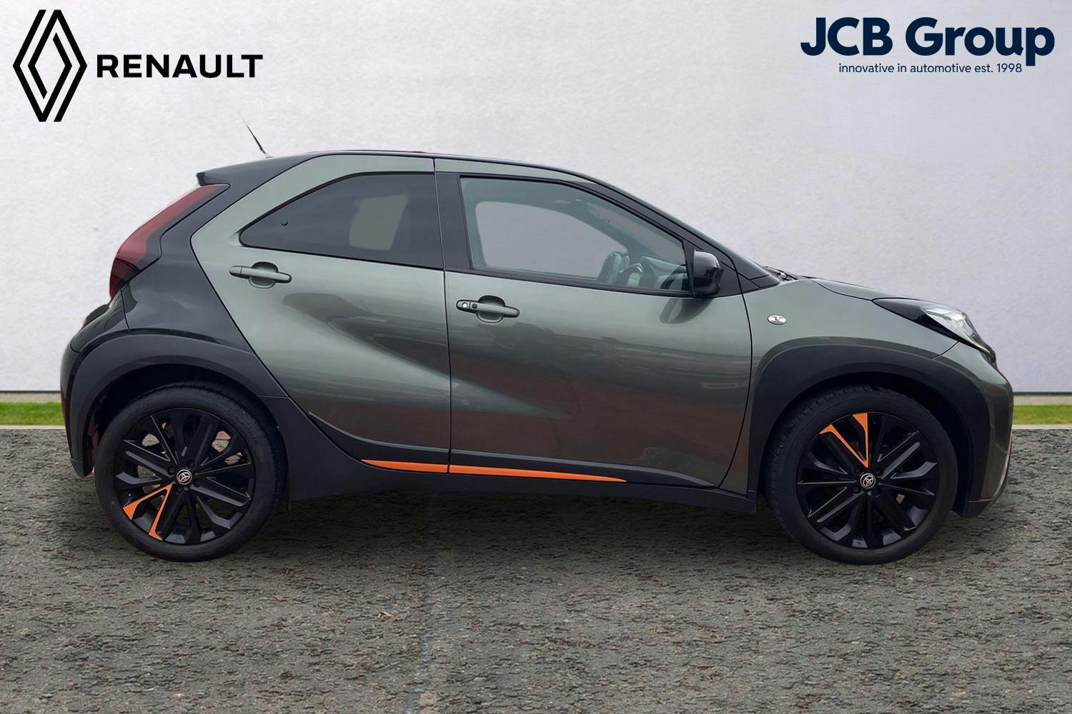 Toyota Aygo X 1.0 VVT I Limited Edition 2022 for sale in Rainham, Kent ...